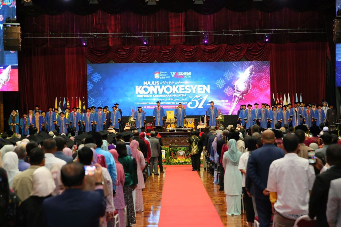 Konvokesyen Ke-51 UKM Rai 7,255 Graduan - Berita UKM