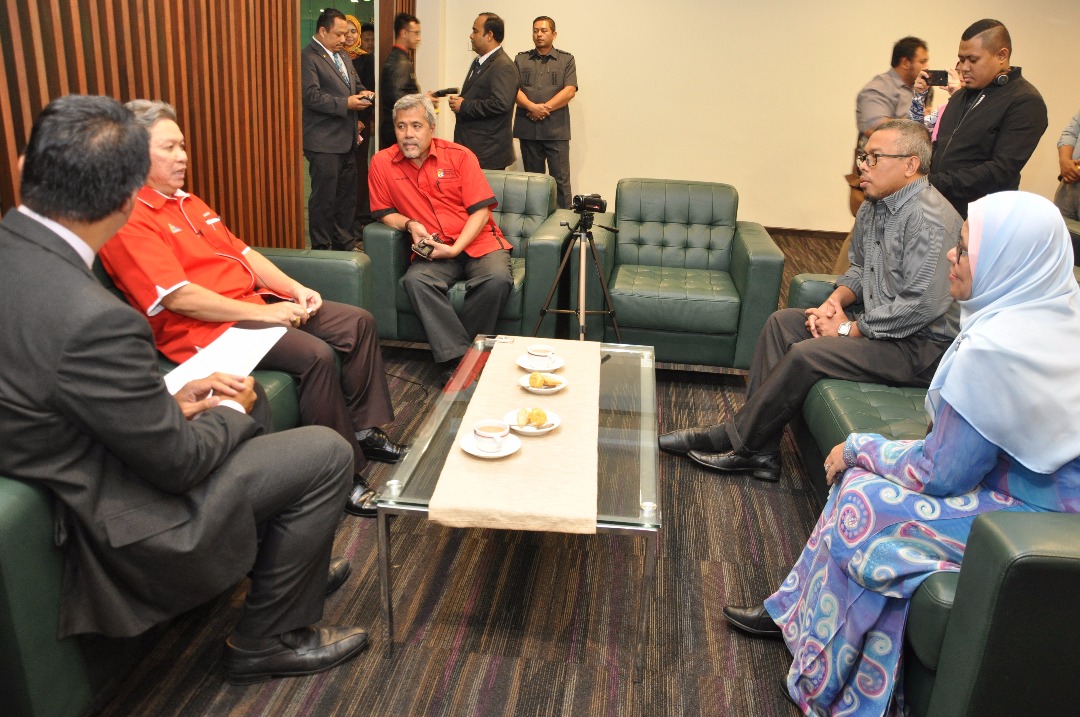 Bicara Alumni Ybhg. Datuk Sabin Samitah | Pusat Perhubungan ALUMNI