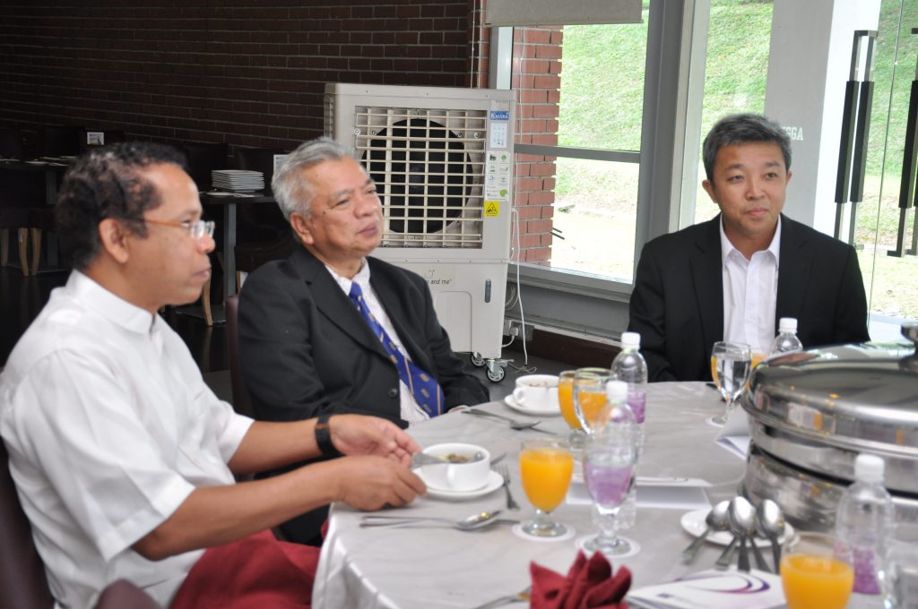 Makan Tengah Hari Majlis Tertinggi Majlis Alumni UKM bersama YBhg. Prof ...