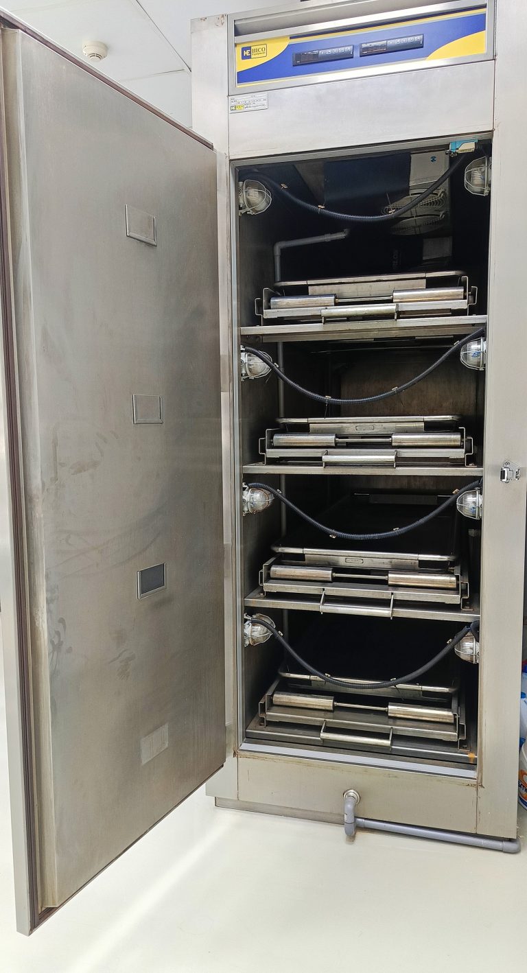 Bilik Pengawetan Kadaver | Jabatan Anatomi Fakulti Perubatan