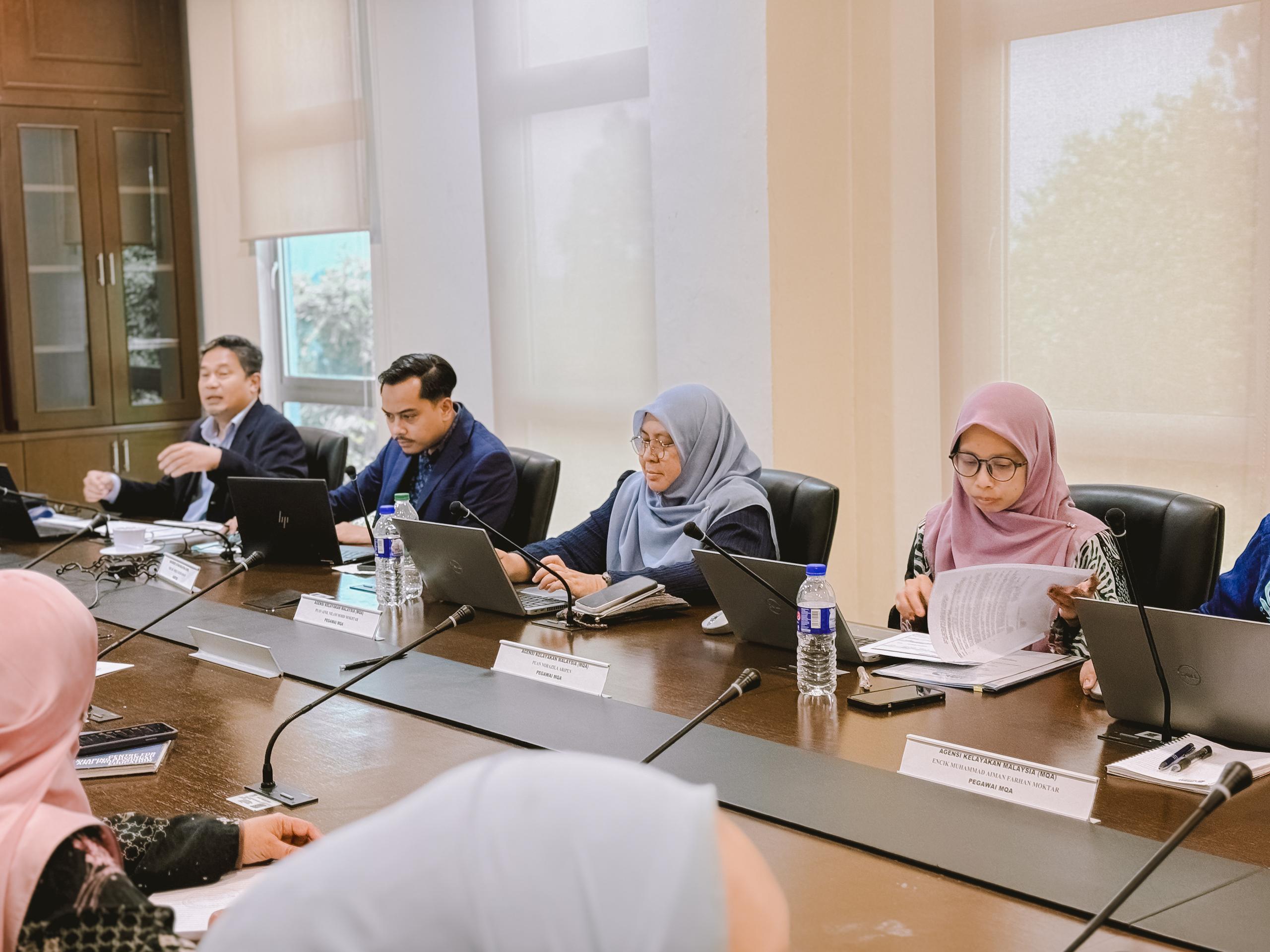 PENILAIAN AKREDITASI PENGAKREDITAN PEMBELAJARAN BERASASKAN PENGALAMAN ...