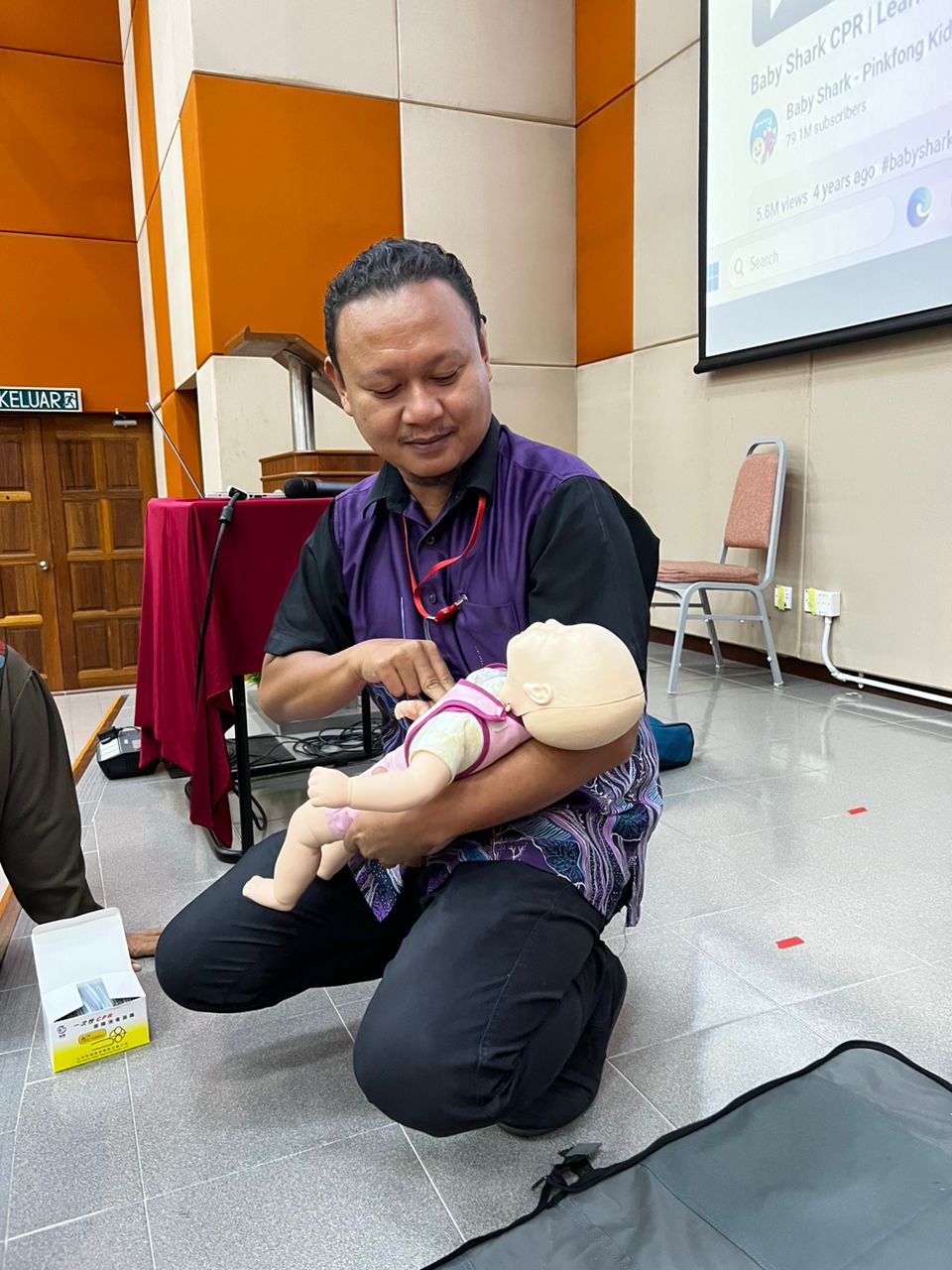Community First Aid & Cardiopulmonary Resuscitation (CPR) Workshop | Pusat Pengajian Citra ...