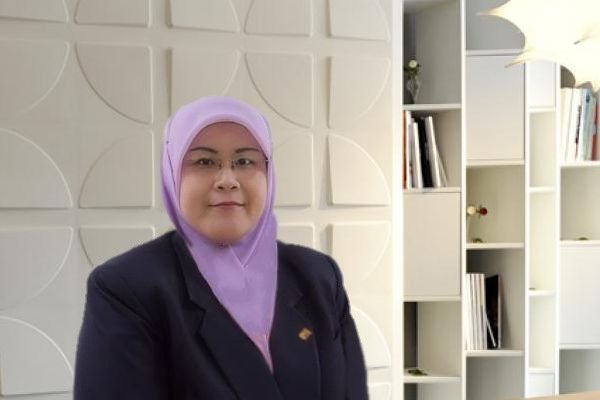 Ms Congratulations Ms. Akmaliza Ali, School of Rehabilitation Sciences ...