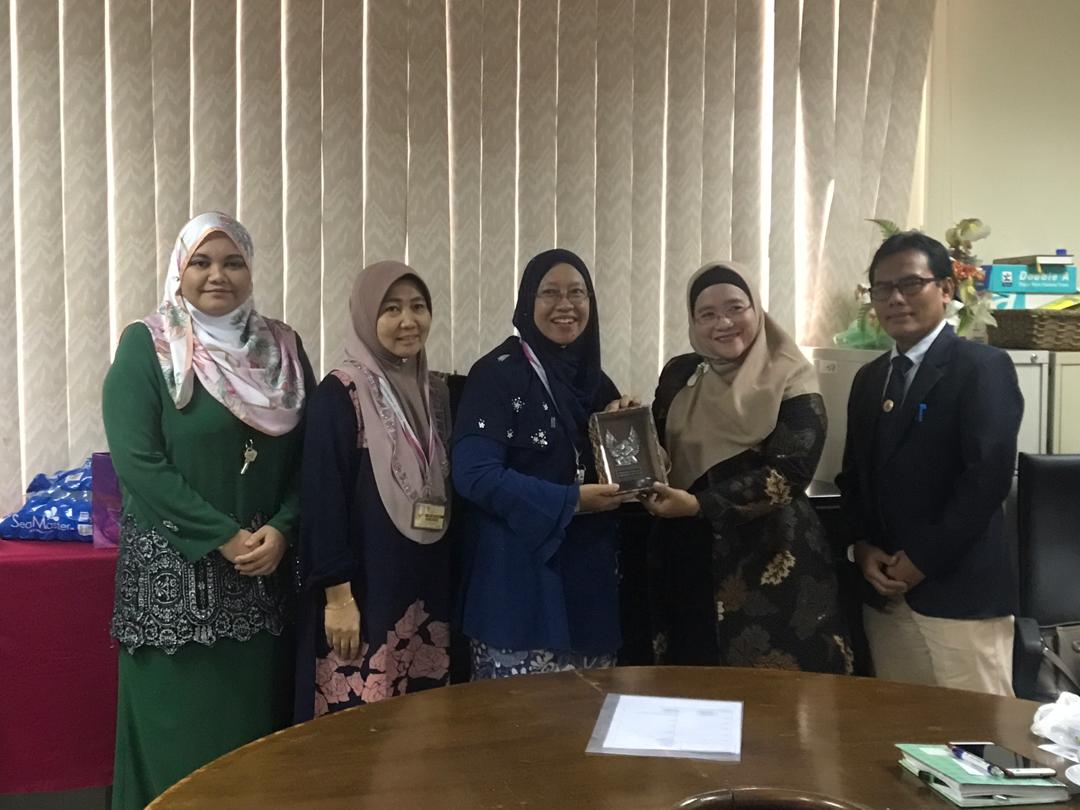 Lawatan Universitas Airlangga, Indonesia ke Program Fisioterapi FSK UKM ...