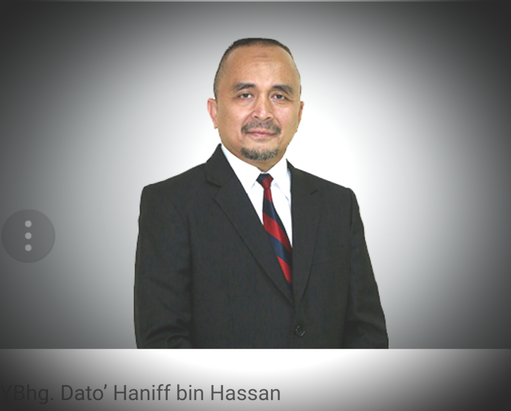 Alumni Pertama FUU DiLantik Ahli Lembaga Pengarah UKM – Faculty of Law