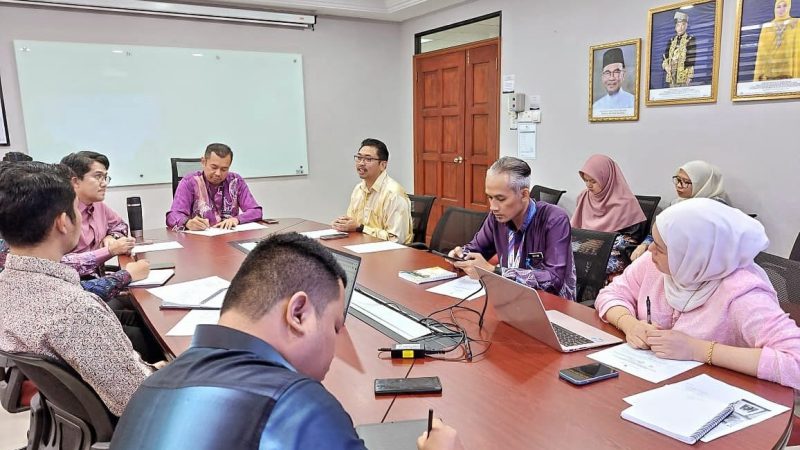 Mesyuarat Bersama HEP-UKM & FEP Berkenaan Kekerapan Penganjuran Booth ...