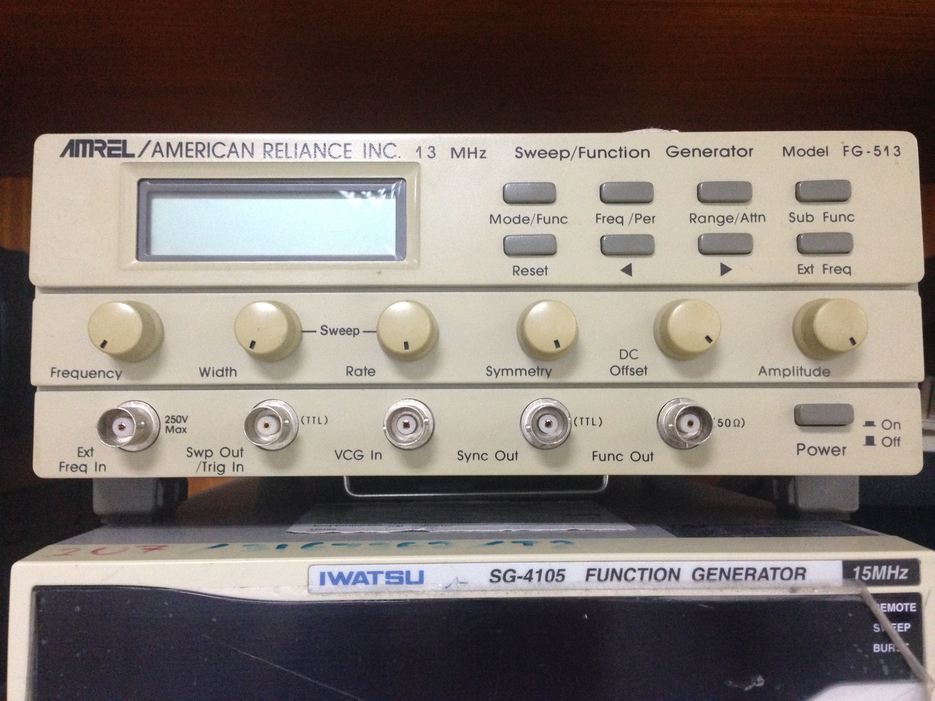 Year 1 Laboratory | Department of Electrical, Electronic and Systems ...