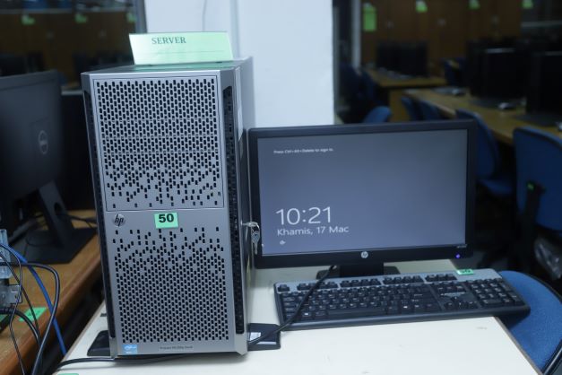 Microcomputer Laboratory | Department of Electrical, Electronic and ...