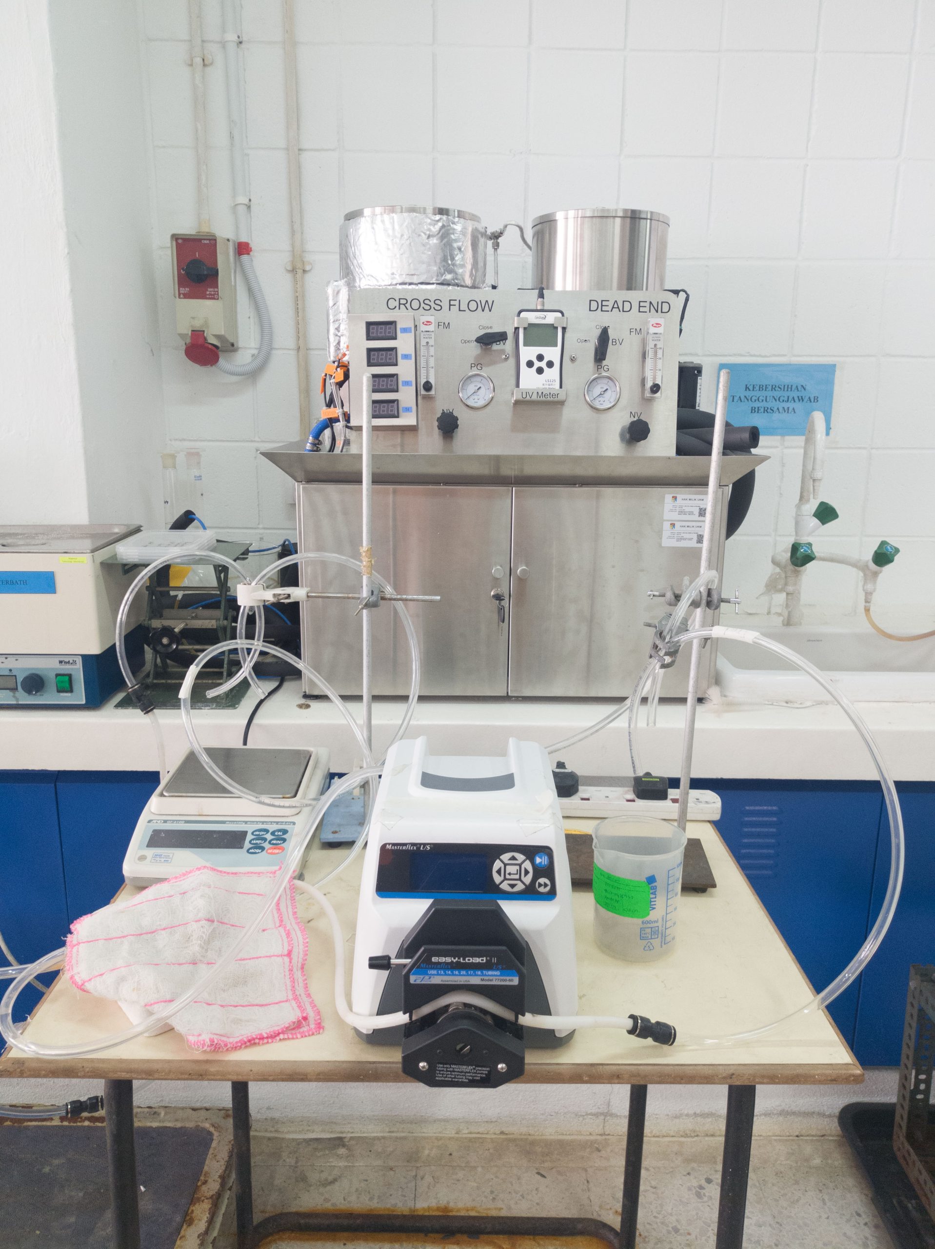 Makmal Pengajaran Tahun 1 - Jabatan Kejuruteraan Kimia dan Proses