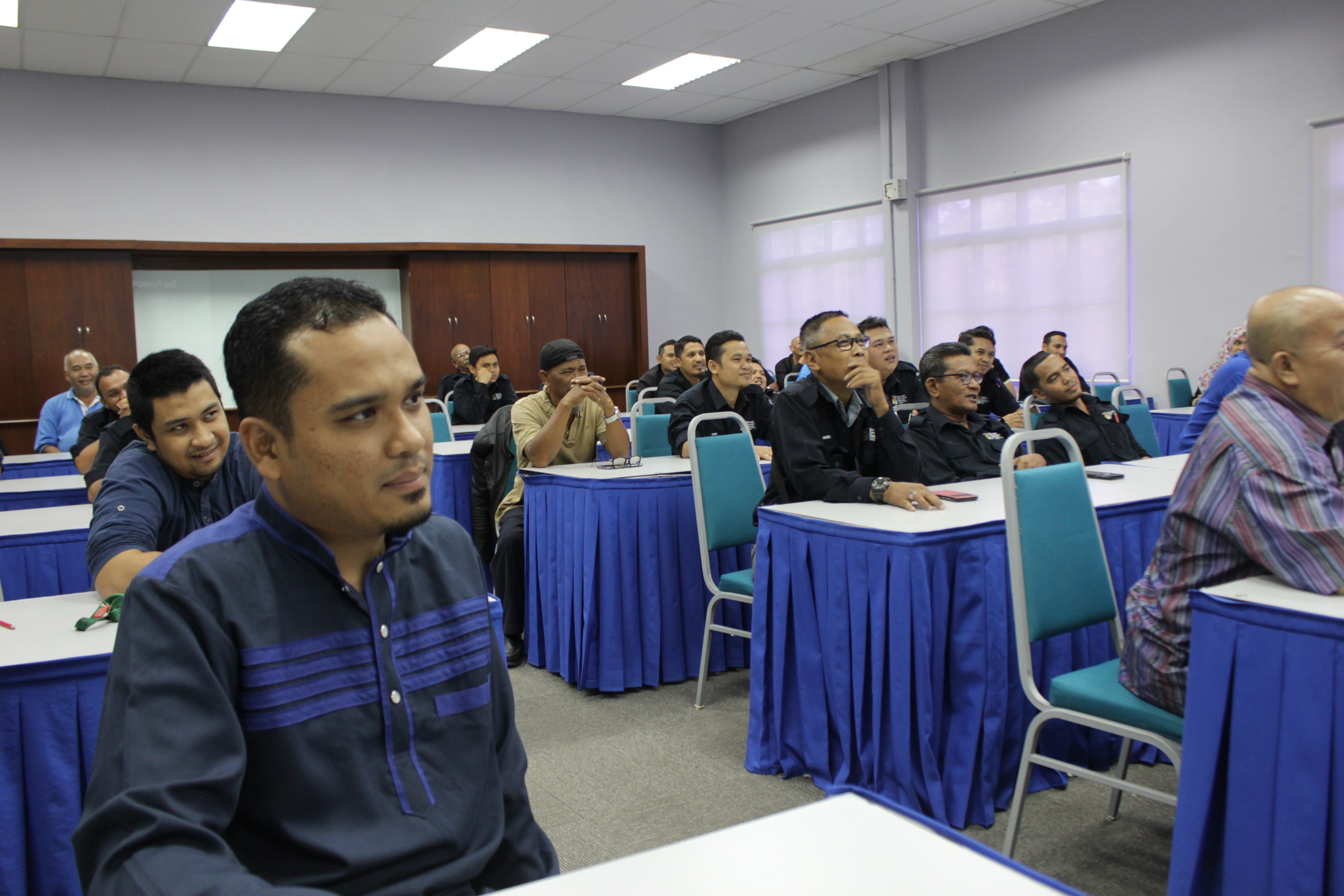 KURSUS PEMANTAPAN ORGANISASI KAKITANGAN PRASARANA-UKM (GRED 19-28 ...