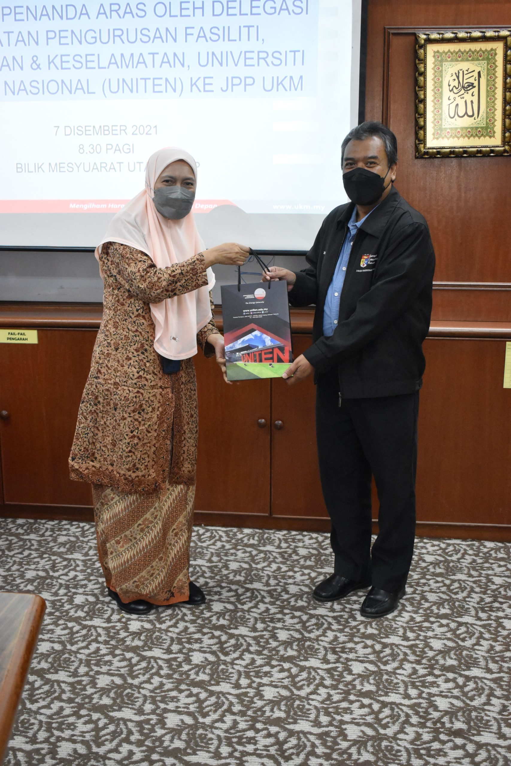 LAWATAN PENANDA ARAS OLEH DELEGASI JABATAN PENGURUSAN FASILITI ...