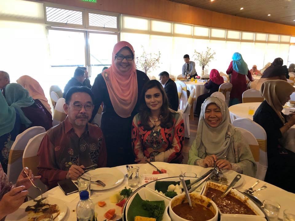 Luncheon Talk Penyandang Kursi Kepimpinan Wanita, Y.Bhg. Tan Sri Datuk ...