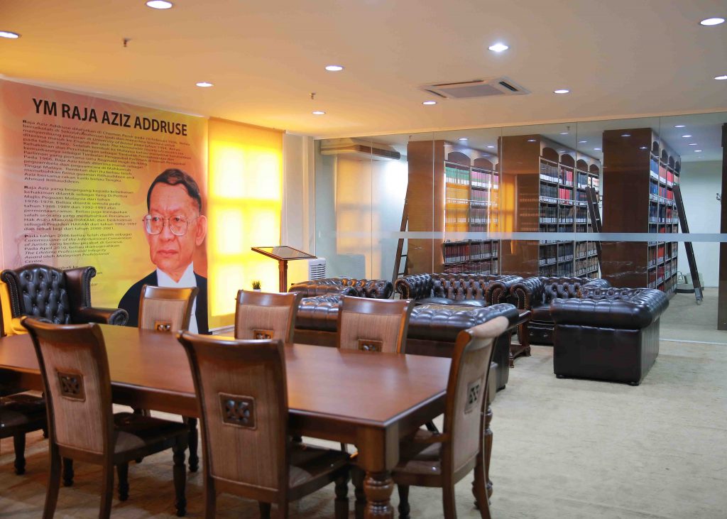 LIbrary - Official Portal of Universiti Kebangsaan Malaysia