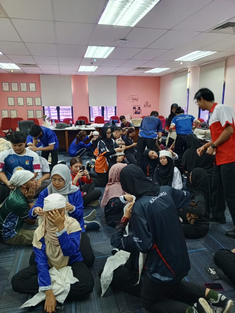 LATIHAN PERSEDIAAN MINGGU APRESIASI WATAN (MAW) UKM 2023/2024 | Pusat Kesihatan Universiti