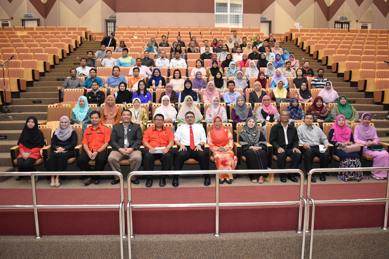 The UKM Graduate Centre Public Lecture Series 2/2018: Research ...