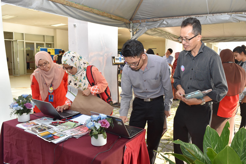 Sesi Pendaftaran Pelajar Baharu Semester 2 Sesi 2017/2018 | Centre for ...