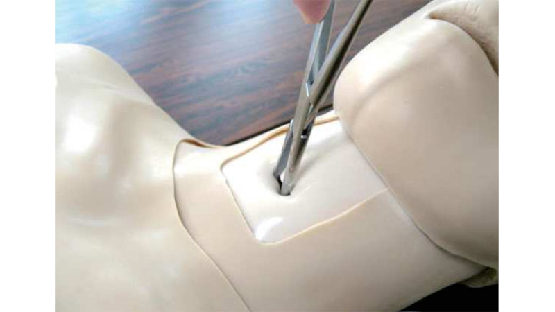 Thoracic Trauma Trainer - Simulasi Fakulti Perubatan