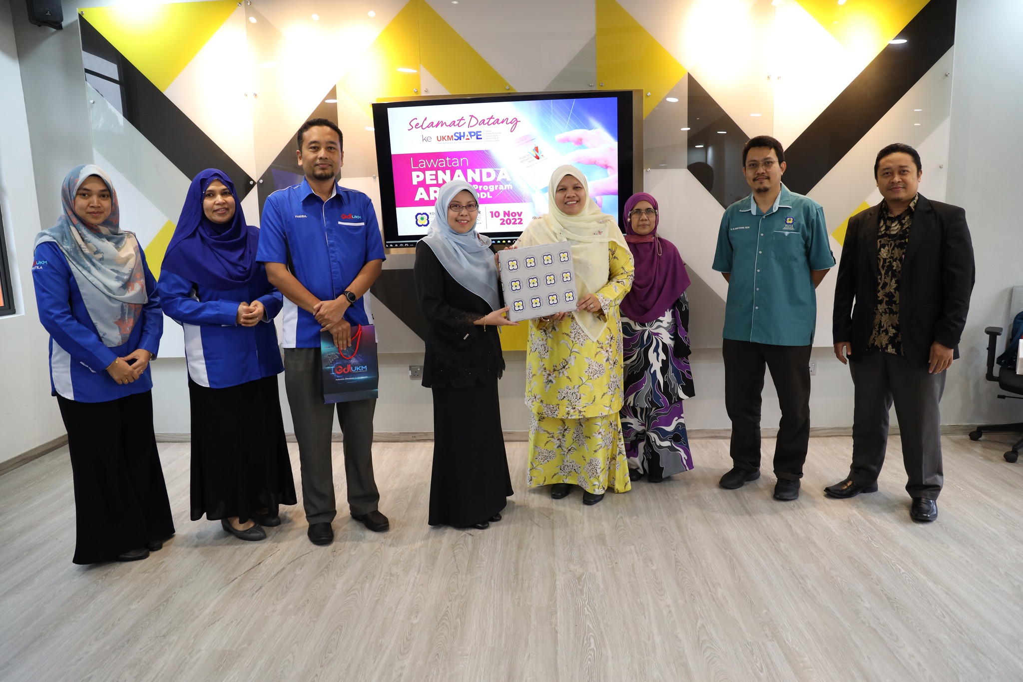 Lawatan Penandaarasan Program ODL UKM (KUIS) | Pusat Pembentukan ...