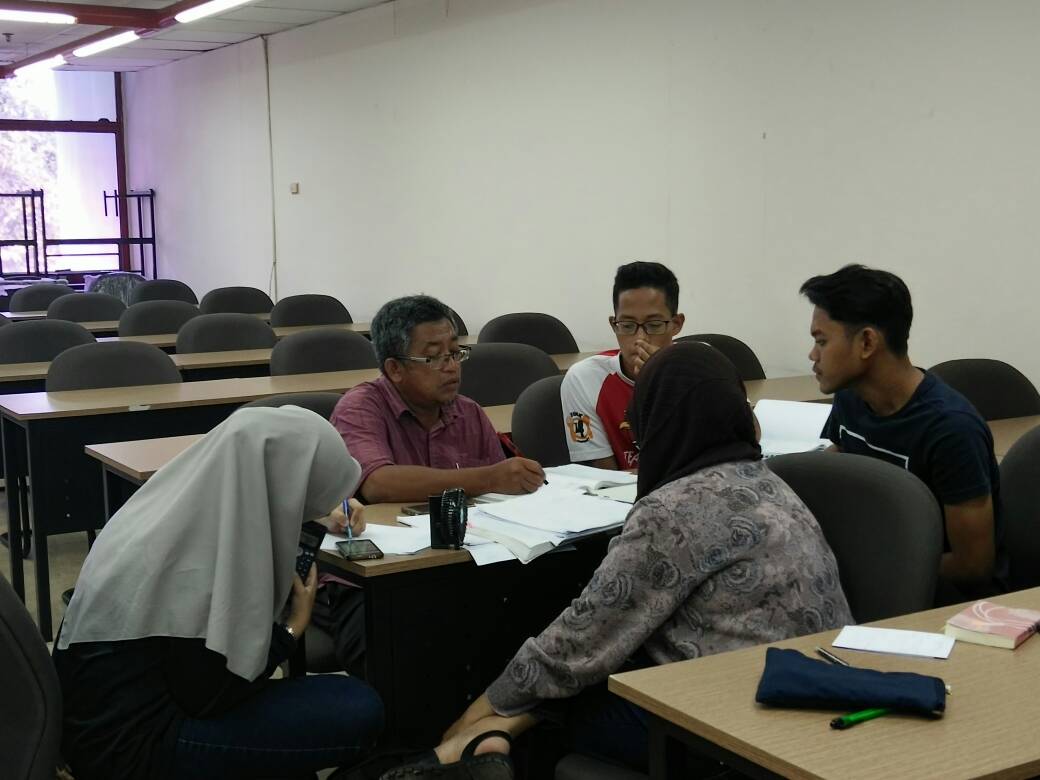 Mathematics Clinic | Fundamental Engineering Studies Programme